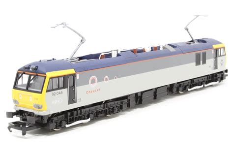 Hornby R2035 Class 92 92045 Chaucer In Eps Tunnel Grey Hattons