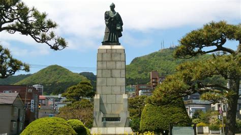 高田屋嘉兵衛像