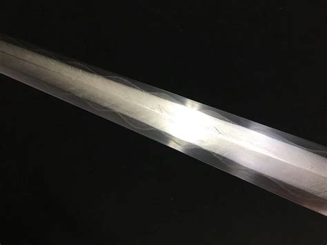 鱼皮羽毛纹烧韧唐剑：售价4100、尺寸、全长106cm 、韧长76cm 柄长24cm 韧宽35cm，厚072cm 、带鞘全重24kg