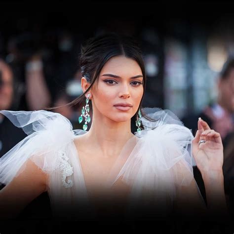 Kendall Jenner Zodiac Sign Photos Astrologytoyou Com