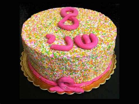 עוגת יום הולדת קונפטי רעיון לקישוט עוגה וגם בונוס Youtube
