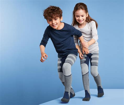 Мальчик как девочка в колготках 90 фото