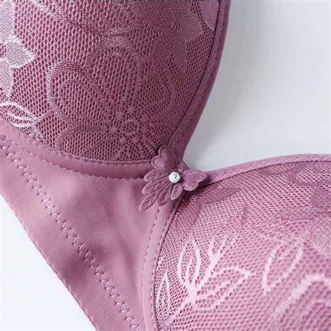 Small Cup Bra Ladies Bras Sexy Lingerie Wireless Brassiere Mothers