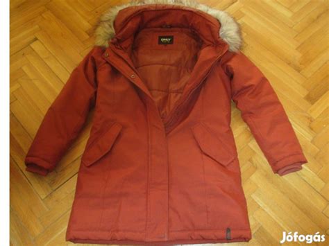 Csak Egy Éves Xix Kerület Kabátok Mellények Jófogás