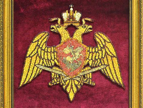 Купить Картина из янтаря Герб Росгвардии