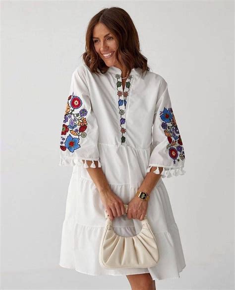 Вишита сукня сукня з вишивкою вишите плаття плаття з вишивкою 1 100 грн Сукні вишиванки