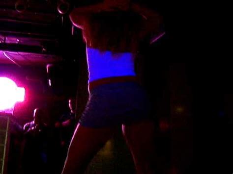 Sexy Girl Dancing In Miami Night Club Upskirt Youtube