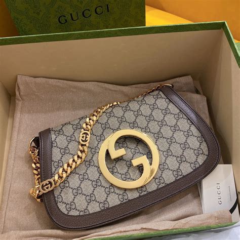 구찌 블론디 숄더백 수프림 699268