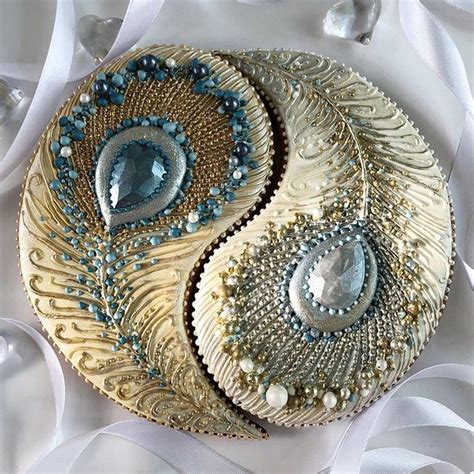 Дорогие девчата От всей души поздравляю Вас с праздником Желаю вам крепкого здоровья счастья