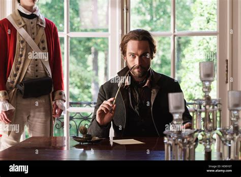 Sleepy Hollow Tom Mison As Ichabod Crane Season 1 Episode 2