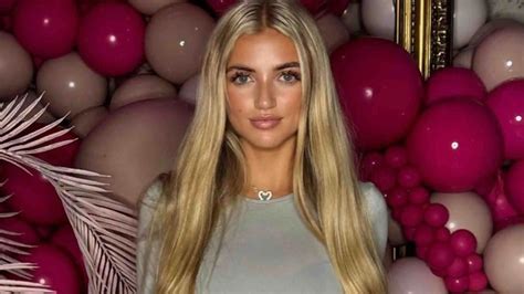 Katie Prices Daughter Princess Looks Just Like Her Mum In Glamorous