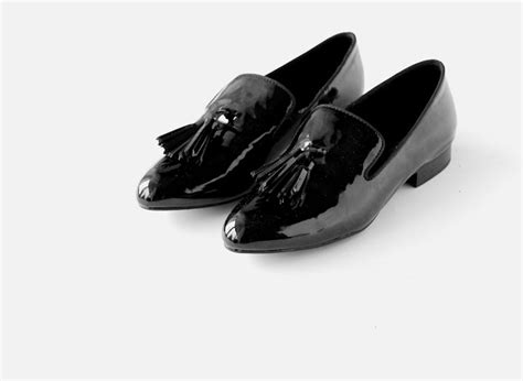 035 Top 5 Flat Black Shoes With Tassels The White Print