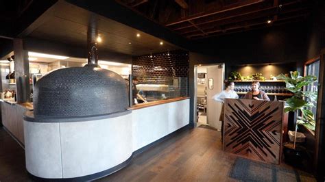 Bear And The Wren Pizza Restaurant Opens In Spikes Spot In Slo San