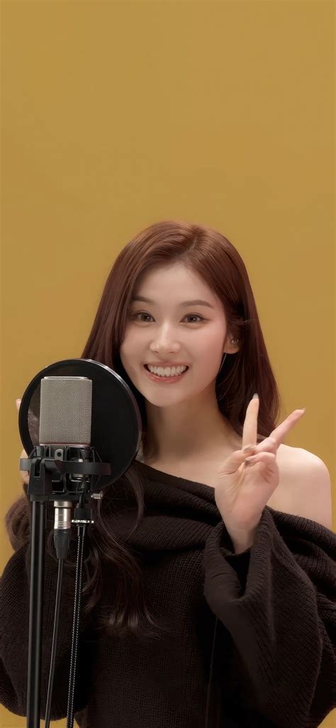 Sana Wallpaper Twice Sanawallpapers In 2024 Twice Sana Pink Hair Pretty Woman