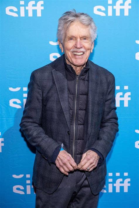 Top Guns Tom Skerritt Stuns Fans With Youthful Appearance At 92