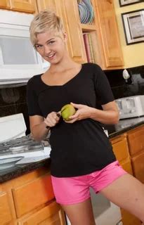 Chloe Camilla Wiki Bio