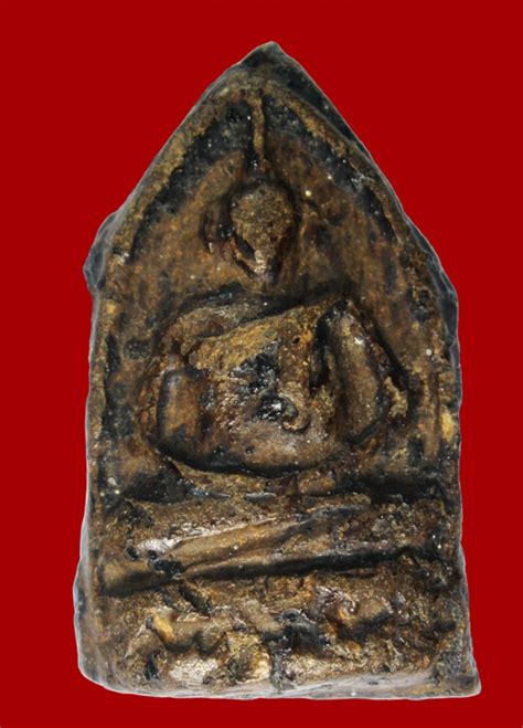 พระหลวงปู่กล่อม ไชยา โพธารา ไชยา พระเครื่อง