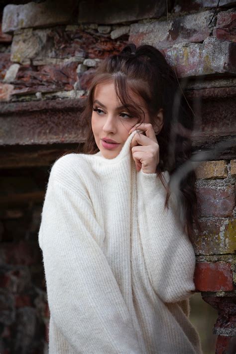 SIIRI AL Fashion Model Agency