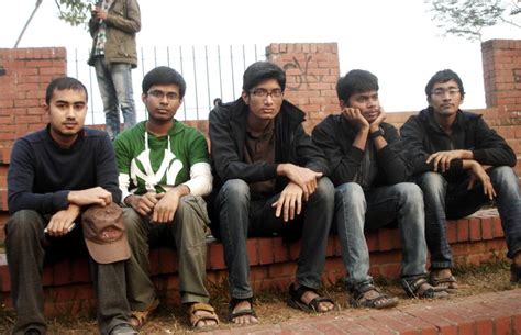 Jahangir Nagar University Dhaka Photo Tours Couple Photos