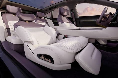 Avatr 12 Images View Complete Interior Exterior Pictures