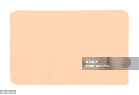 고르지 않거나 찢어진 가장자리가 있는 벡터 배경과 같은 일반 파스텔 라이트 브라운 베이지 색 그런지 질감 벽 또는 종이 종이에 대한 스톡 벡터 아트 및 기타 이미지 Istock