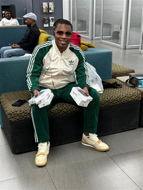 Ref Wayne Biography Age Books Net Worth Charge9ja