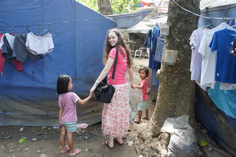 Christmas In Cebu Citys Slum Vikingess Voyages