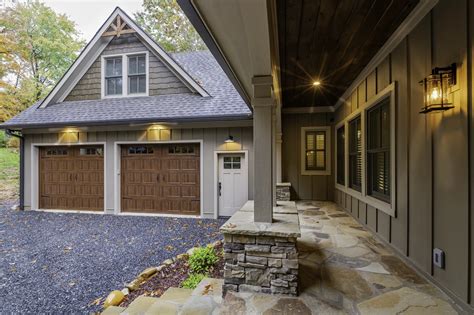 Bracket Point Timberlake Custom Homes