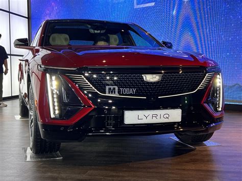 [포토] 빛깔부터 남다른 고급감 캐딜락 첫 전기차 리릭 직접 살펴보니