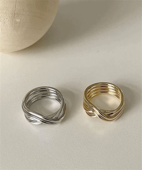 4줄 꼬임 빅 사이즈 큰 반지 검지 레이어드 굵은 링 통통손가락 연말모임 깔끔한 룩