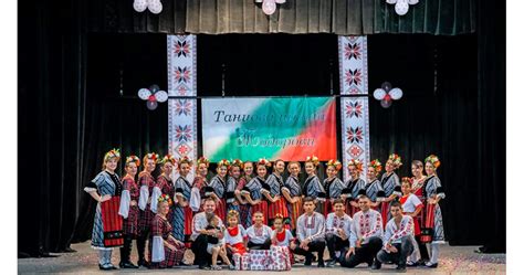 Певци танцьори музиканти и артисти се събират в Белозем за невиждано тържество