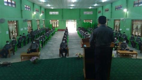 သရက်ခရိုင် ဆင်ပေါင်ဝဲမြို့တွင်အထူးရဲသင်တန်းဆင်းပွဲကျင်းပ Information And Public Relations