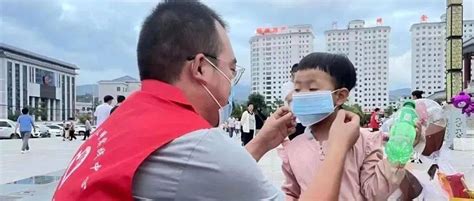 礼县：疫情防控添力量 志愿服务勇担当口罩活动文明