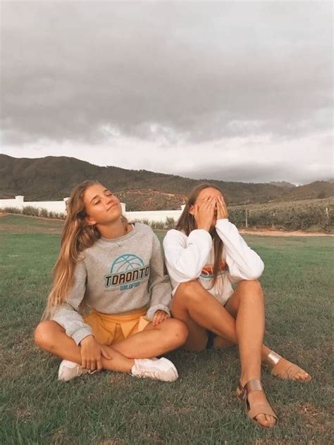 Woman Cute Friend Pictures Best Friend Goals Best Friend Pictures Friend Pics Bff Pics