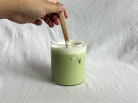 Easy And Fluffy Matcha Einspanner Ispillice