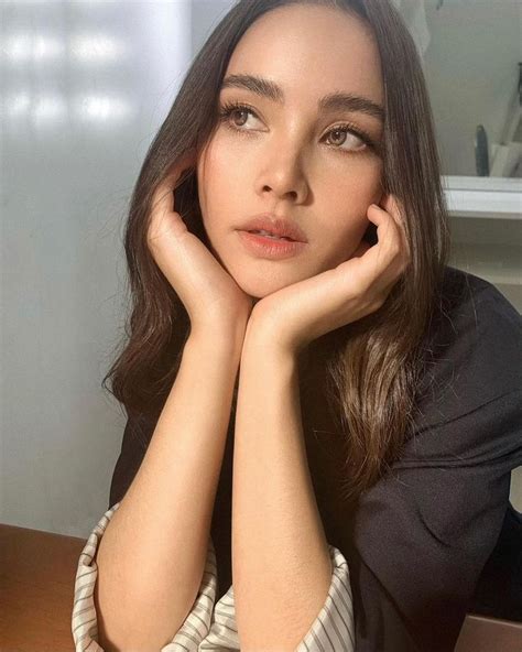 Pin On Yaya Urassaya Sperbund