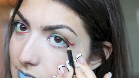6 Choses Que Seules Les Filles Qui Adorent Le Maquillage Comprendront
