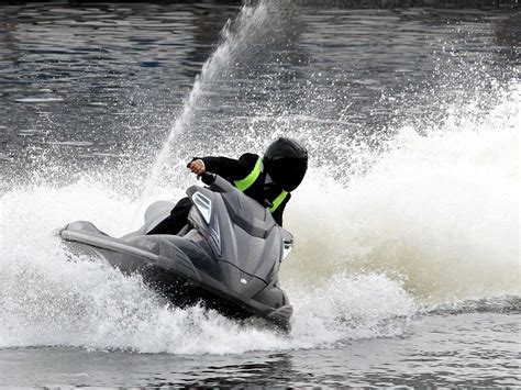 Jet Ski Wallpapers 56 Images Wallpapercat