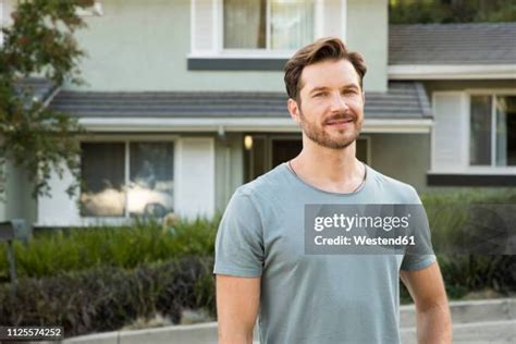 Middle Class Man Stock Fotos Und Bilder Getty Images