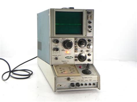 Tektronix 577 D1 Storage Curve Tracer Mainframe Global Test Equipment