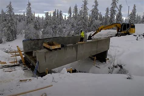 Montering Av Bro Med Betongelementer Systemblokk