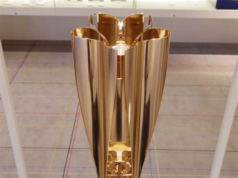 2020年東京オリンピック聖火リレートーチの上部 シブヤ経済新聞