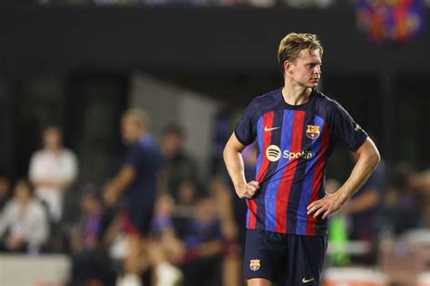 Frenkie De Jong To Chelsea Update As Barcelona Beaten In Jules Kounde