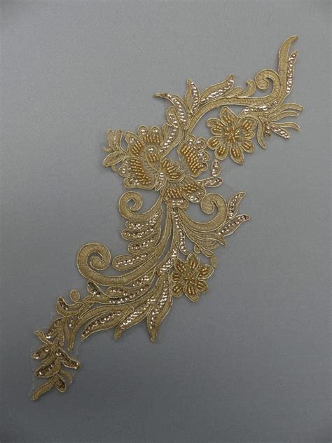 Applikation Med Paljetter O Pärlor Guld Stor Ags Textil