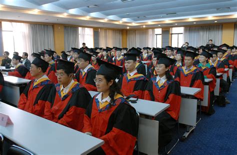 北京邮电大学2008年博士学位授予仪式暨优秀硕士博士学位论文颁奖会隆重举行 北京邮电大学新闻网