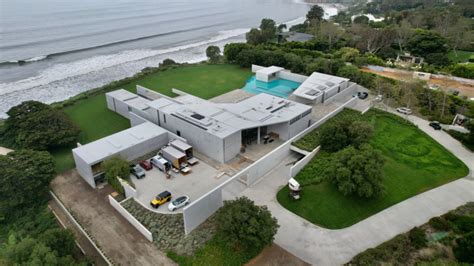 Beyonc And Jay Z Buy M Malibu Mansion Set Record In California Photos