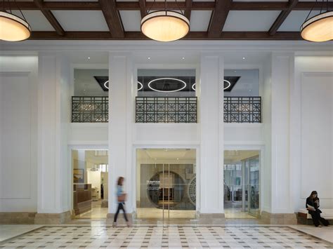 Federal Reserve Bank Inside