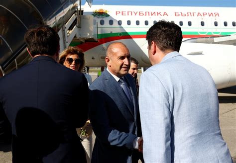 Държавният глава Румен Радев пристигна на официално посещение в Черна гора