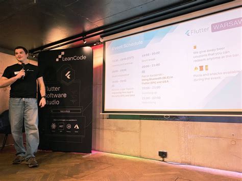 we love to connect networking with flutterdev and knowledge sharing at flutterwarsaw events