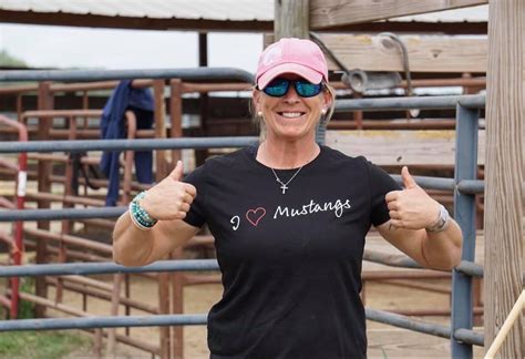 Gallery Wild Mustang Ranch